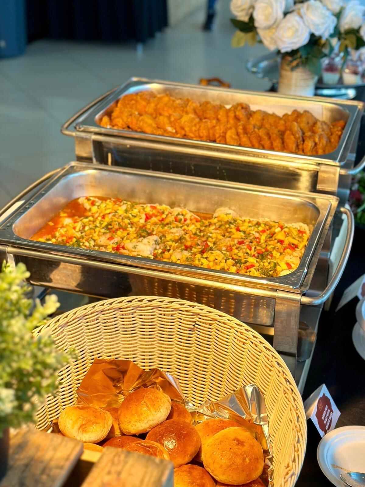 WESTERN MINI BUFFET WESTERN MINI BUFFET